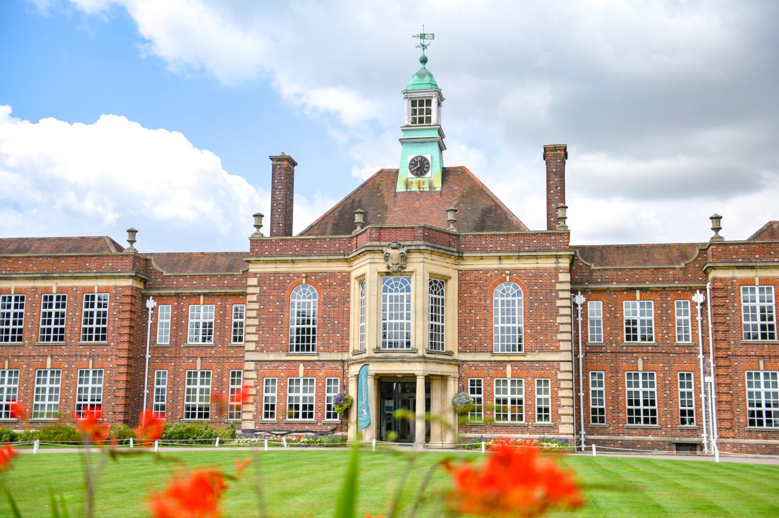 Headington Summer School | Campuses | Summer Boarding Courses