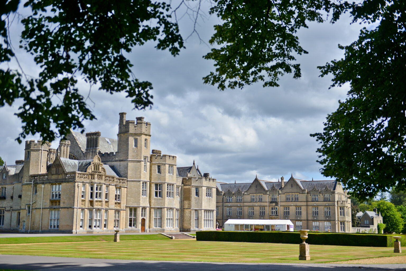 Canford Summer School | Campuses | Summer Boarding Courses